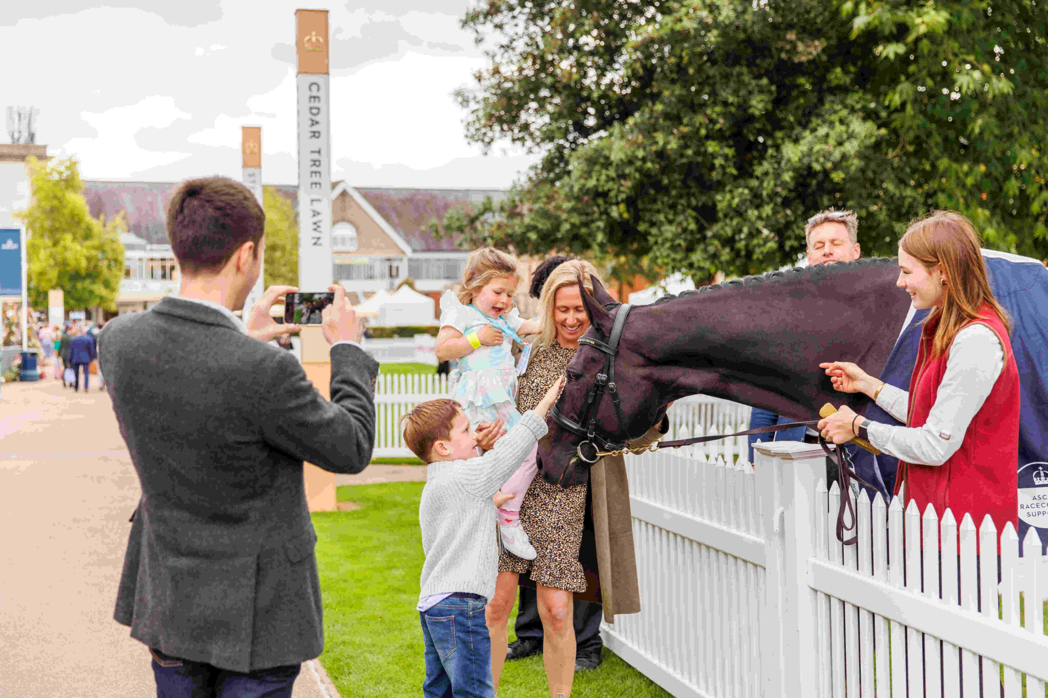 Family Places to Go & Things to Do | Let's Go with the Children